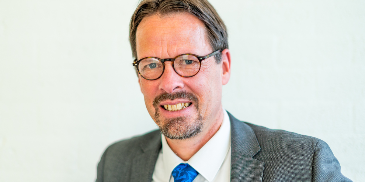 Interview met Gijsbert van den Brink | Bijbelgenootschap