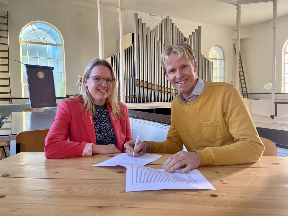 Bijbelgenootschap gaat samenwerken met New Wine - Bijbelgenootschap
